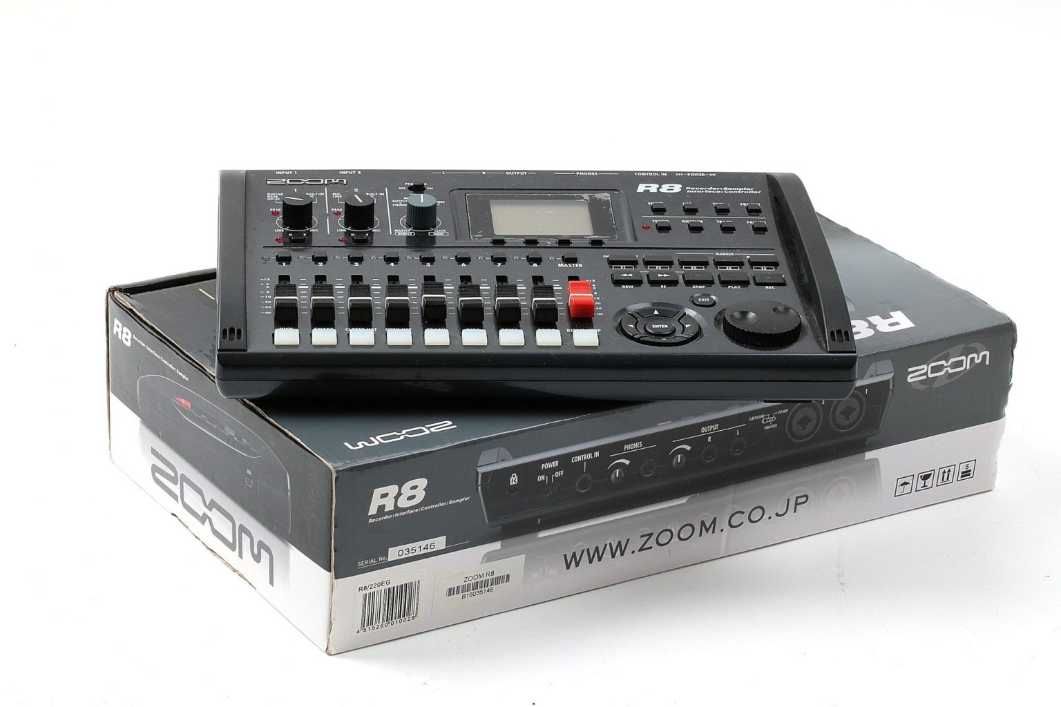 MUSIKMODUL ZOOM R8 RECORDER:SAMPLER:INTERFACE:CONTROLLER MED ADAPTER I ...